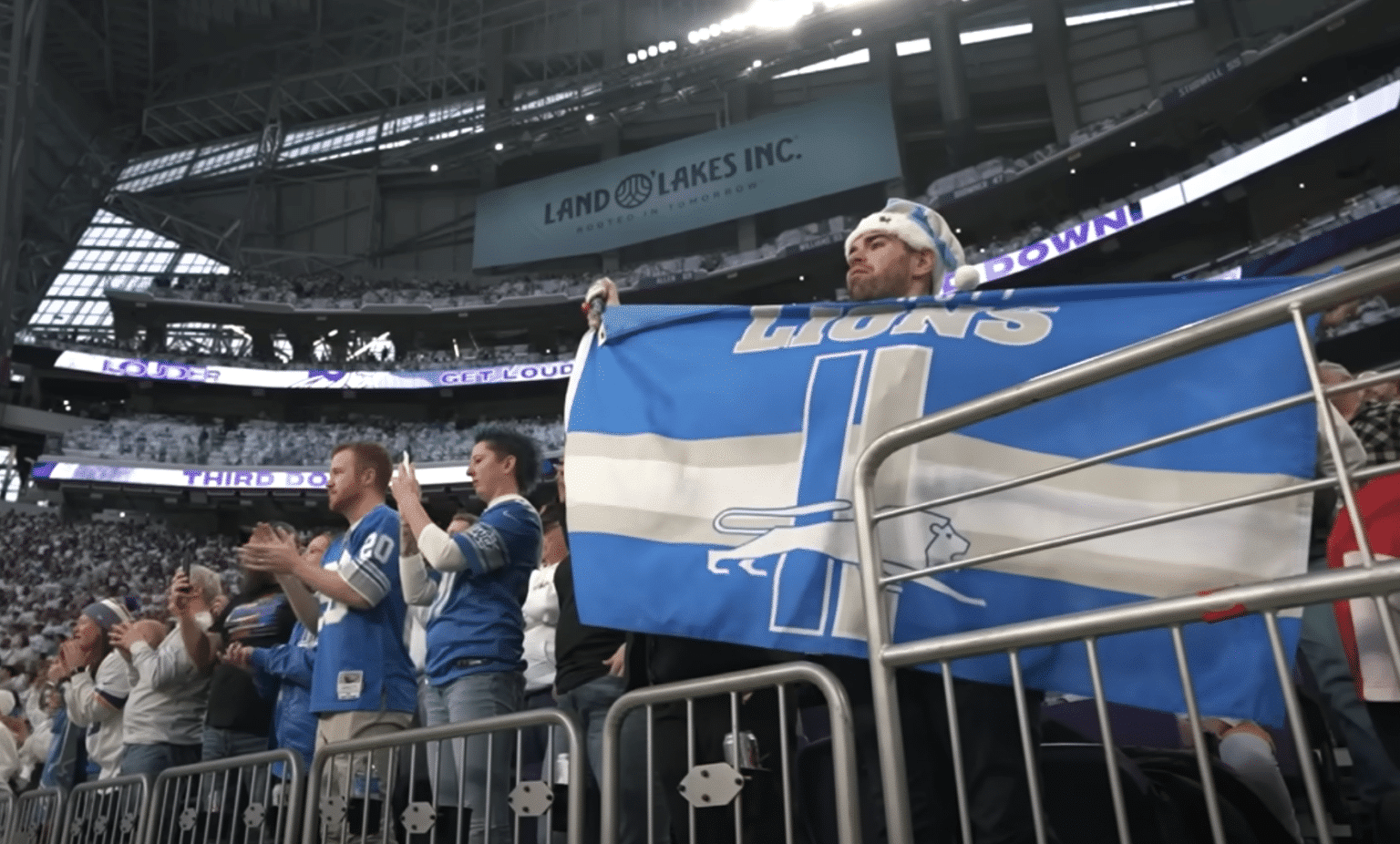 Detroit Lions fans JUST WON'T STOP! Fans set new decibel record at Ford ...
