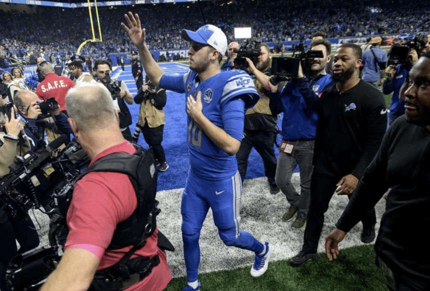 Jared Goff Rewards Fan Who Caught And Then Gave Back His TD Reception ...
