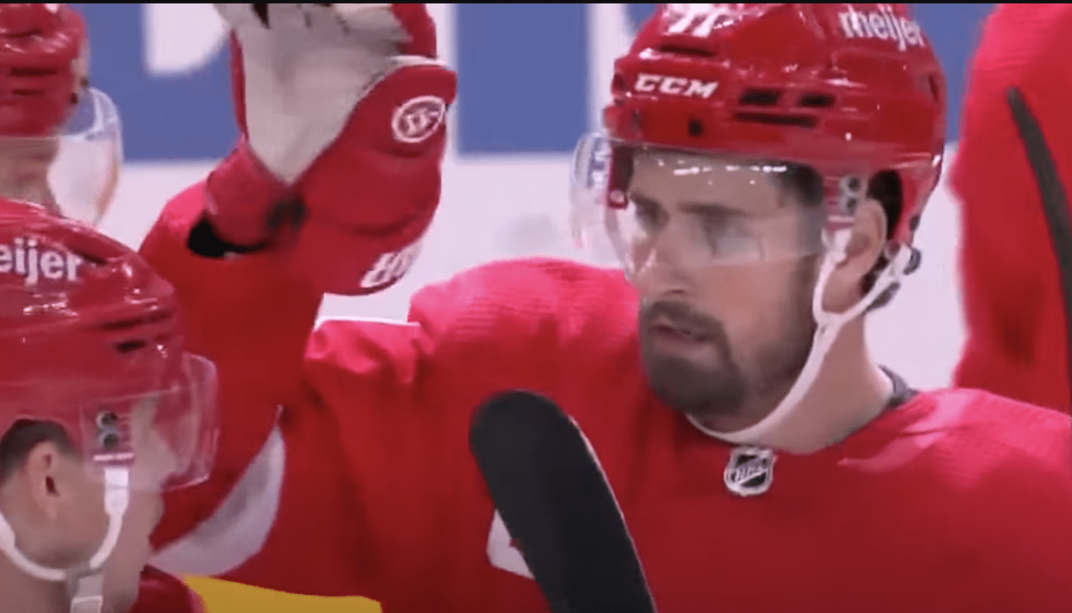 Dylan Larkin praises Detroit Red Wings fans 'buzz' at Little Caesars ...