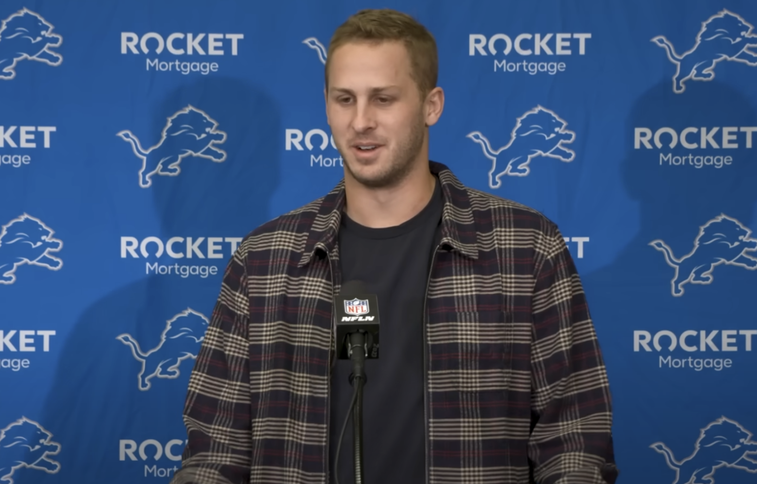 Jared Goff Loved Penei Sewell's Trick Play: "I Was Kind of Giggling the ...